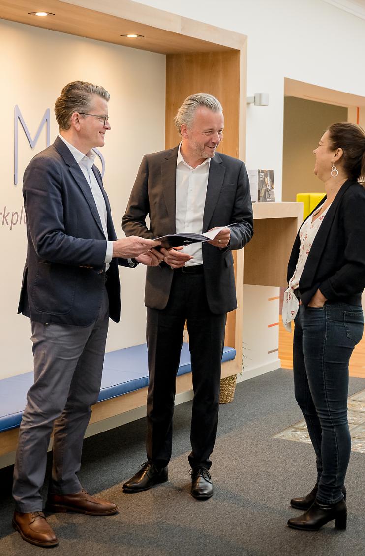 Let your employees and visitors reach your office smoothly with Commuty ...